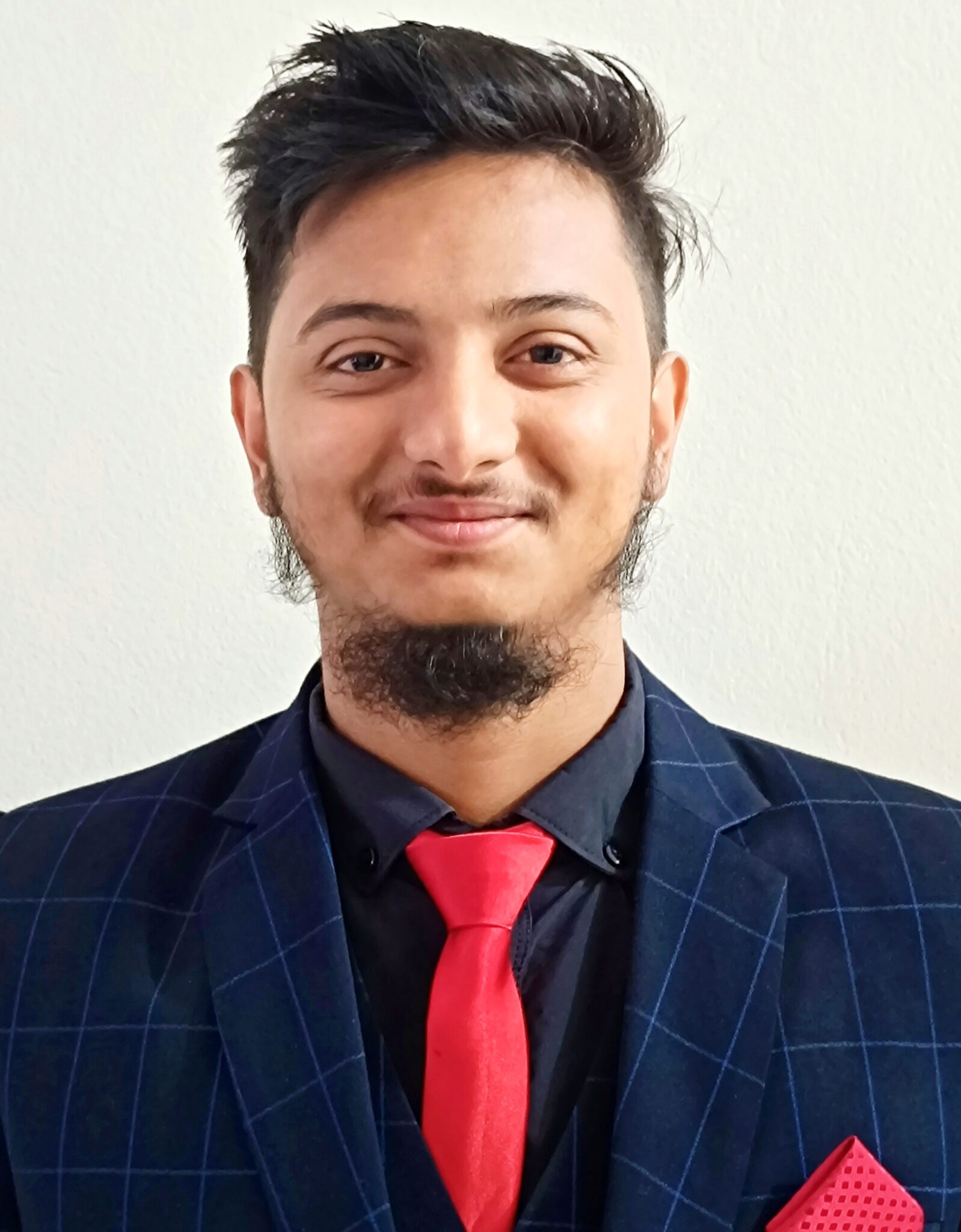FOUNDER AND CEO - Redowan Ahmed - Mercegrower - Tech